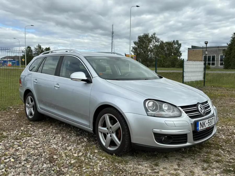 Pelēks Volkswagen Golf 2008 Saldus, ar dzinēja tilpumu 2.00 L un nobraukumu 127 tūkst. km par 3500 €, foto 4 vietnē AUTOMOTO.COM.LV