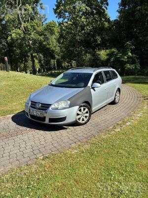 Pelēks Volkswagen Golf 2008 Cēsis, ar dzinēja tilpumu 1.90 L un nobraukumu 373 tūkst. km par 995 €, foto  vietnē AUTOMOTO.COM.LV