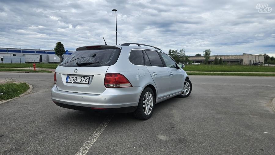 Grey Volkswagen Golf 2008 in Kaunas, with an engine capacity of 1.90 L and mileage of 370 thousand km for 799 €, photo 5 on AUTOMOTO.COM.LV