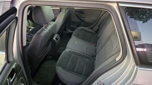 Grey Volkswagen Golf 2008 in Kaunas, with an engine capacity of 1.90 L and mileage of 370 thousand km for 799 €, photo 7 on AUTOMOTO.COM.LV