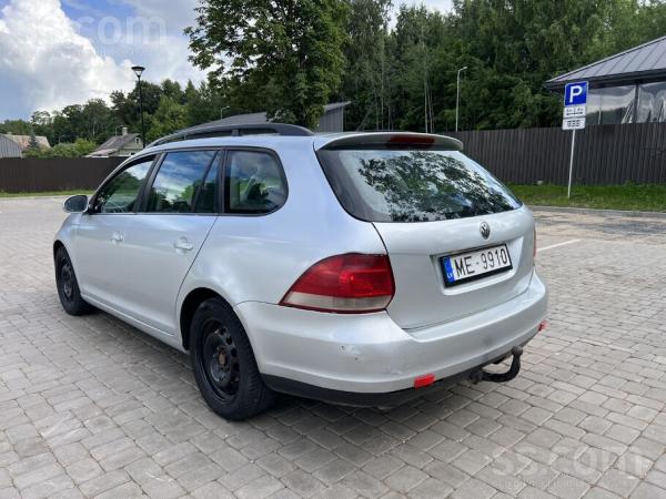 Grey Volkswagen Golf 2008 in Ludza, with an engine capacity of 1.90 L and mileage of 293 thousand km for 1950 €, photo 2 on AUTOMOTO.COM.LV