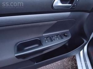 Pelēks Volkswagen Golf 2008 Rīga, ar dzinēja tilpumu 1.90 L un nobraukumu 225 tūkst. km par 3500 €, foto 15 vietnē AUTOMOTO.COM.LV