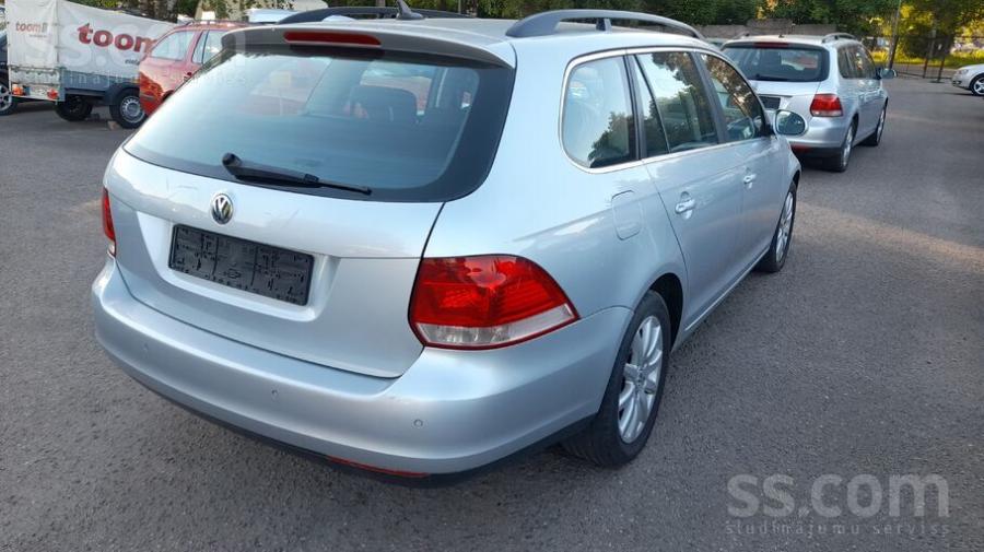 Pelēks Volkswagen Golf 2008 Rīga, ar dzinēja tilpumu 1.90 L un nobraukumu 225 tūkst. km par 3500 €, foto 19 vietnē AUTOMOTO.COM.LV