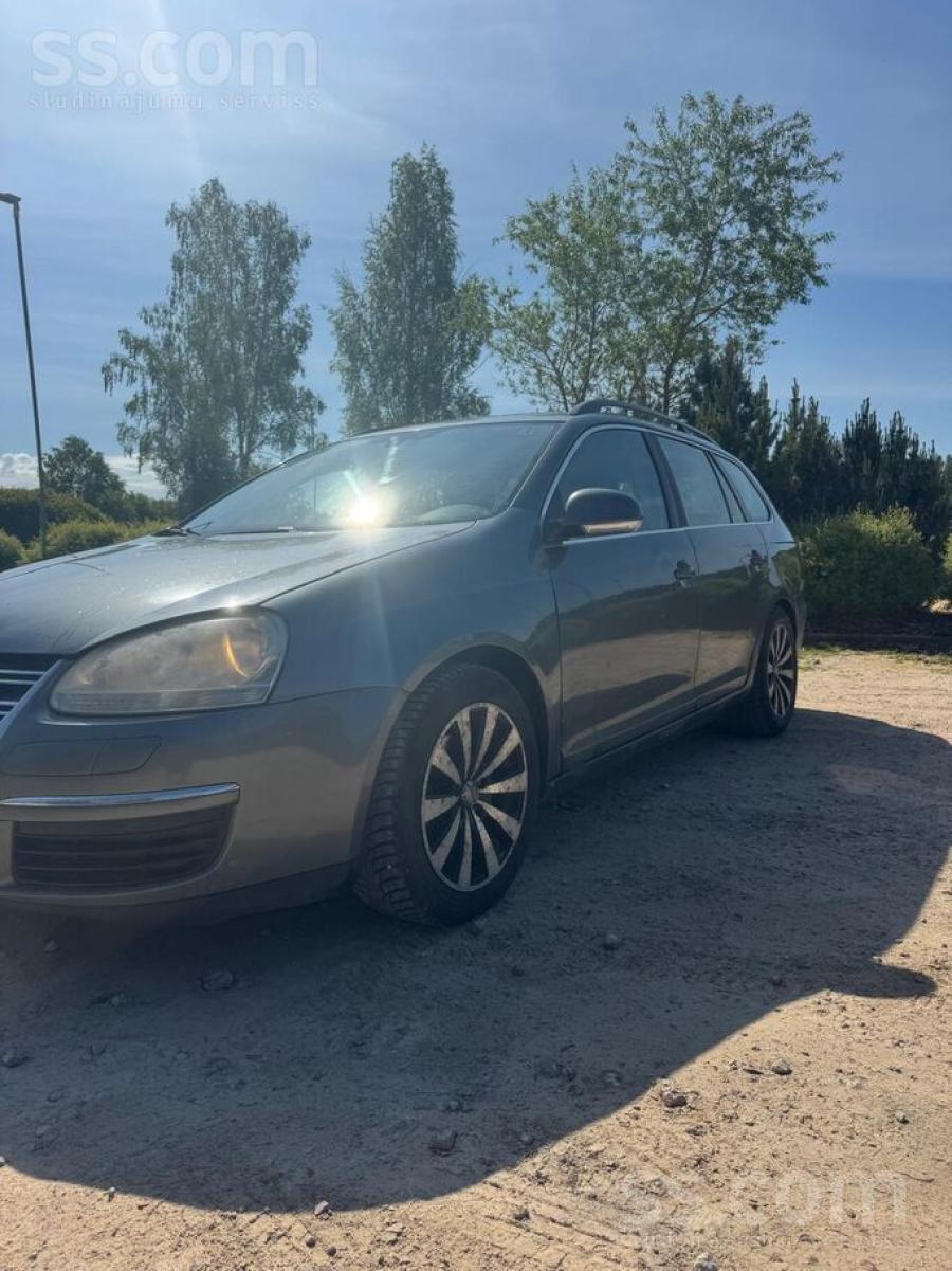 Pelēks Volkswagen Golf 2008 Bauska, ar dzinēja tilpumu 1.90 L un nobraukumu 438 tūkst. km par 1650 €, foto 3 vietnē AUTOMOTO.COM.LV