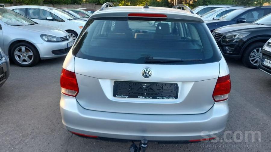 Pelēks Volkswagen Golf 2008 Rīga, ar dzinēja tilpumu 2.00 L un nobraukumu 220 tūkst. km par 3700 €, foto 12 vietnē AUTOMOTO.COM.LV