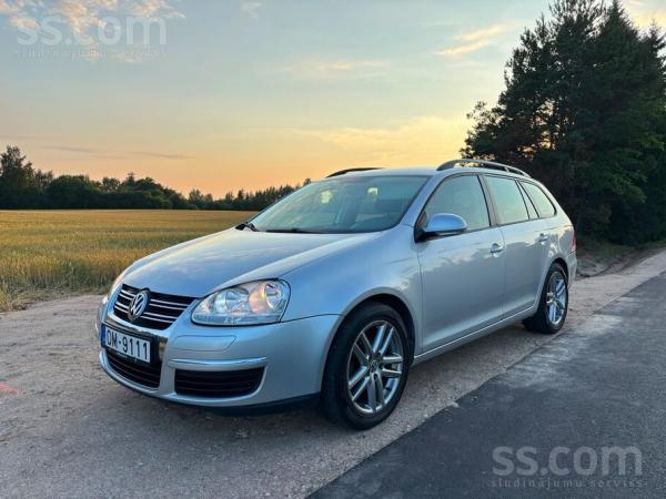 Pelēks Volkswagen Golf 2008 Kuldīga, ar dzinēja tilpumu 1.90 L un nobraukumu 272 tūkst. km par 2490 €, foto 1 vietnē AUTOMOTO.COM.LV