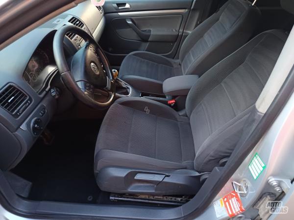 Grey Volkswagen Golf 2008 in Alytus, with an engine capacity of 1.90 L and mileage of 262 thousand km for 1650 €, photo 5 on AUTOMOTO.COM.LV