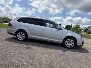 Pelēks Volkswagen Golf 2008 Daugavpils, ar dzinēja tilpumu 1.90 L un nobraukumu 282 tūkst. km par 3950 €, foto 7 vietnē AUTOMOTO.COM.LV