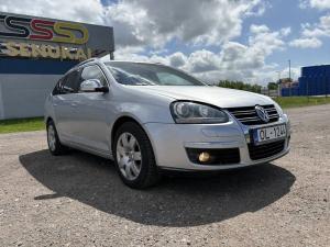 Pelēks Volkswagen Golf 2008 Daugavpils, ar dzinēja tilpumu 1.90 L un nobraukumu 282 tūkst. km par 3950 €, foto 8 vietnē AUTOMOTO.COM.LV