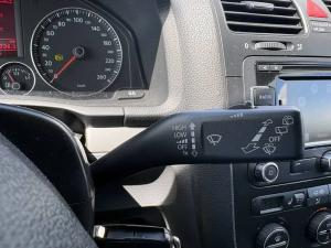 Pelēks Volkswagen Golf 2008 Daugavpils, ar dzinēja tilpumu 1.90 L un nobraukumu 282 tūkst. km par 3950 €, foto 15 vietnē AUTOMOTO.COM.LV