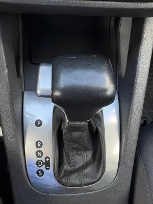Pelēks Volkswagen Golf 2008 Daugavpils, ar dzinēja tilpumu 1.90 L un nobraukumu 282 tūkst. km par 3950 €, foto 17 vietnē AUTOMOTO.COM.LV