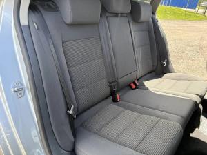 Pelēks Volkswagen Golf 2008 Daugavpils, ar dzinēja tilpumu 1.90 L un nobraukumu 282 tūkst. km par 3950 €, foto 22 vietnē AUTOMOTO.COM.LV
