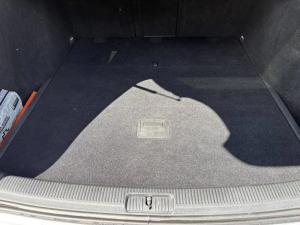 Pelēks Volkswagen Golf 2008 Daugavpils, ar dzinēja tilpumu 1.90 L un nobraukumu 282 tūkst. km par 3950 €, foto 26 vietnē AUTOMOTO.COM.LV