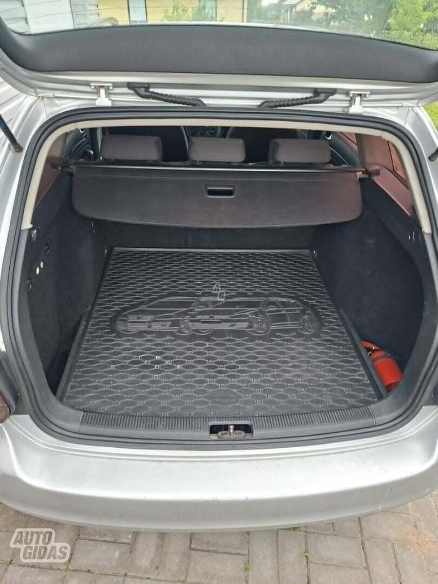 Pelēks Volkswagen Golf 2008 Kauņa, ar dzinēja tilpumu 1.90 L un nobraukumu 310 tūkst. km par 2500 €, foto 9 vietnē AUTOMOTO.COM.LV