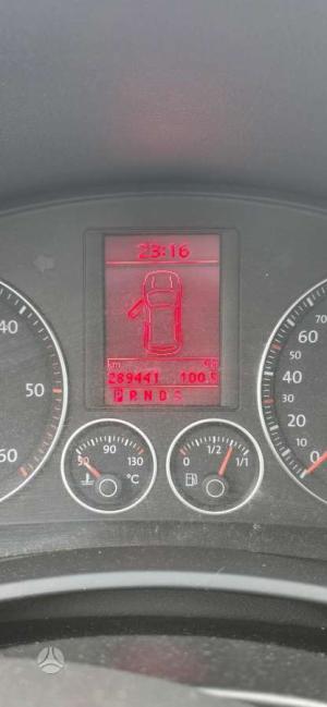 Серый Фольксваген Гольф 2008 в Клайпеда, объемом двигателя 1.97 л и пробегом 295 тыс. км за 2800 €, фото 12 на AUTOMOTO.COM.LV