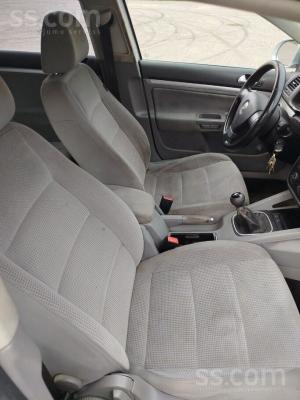 Pelēks Volkswagen Golf 2008 Talsi, ar dzinēja tilpumu 1.90 L un nobraukumu 394 tūkst. km par 1250 €, foto 8 vietnē AUTOMOTO.COM.LV