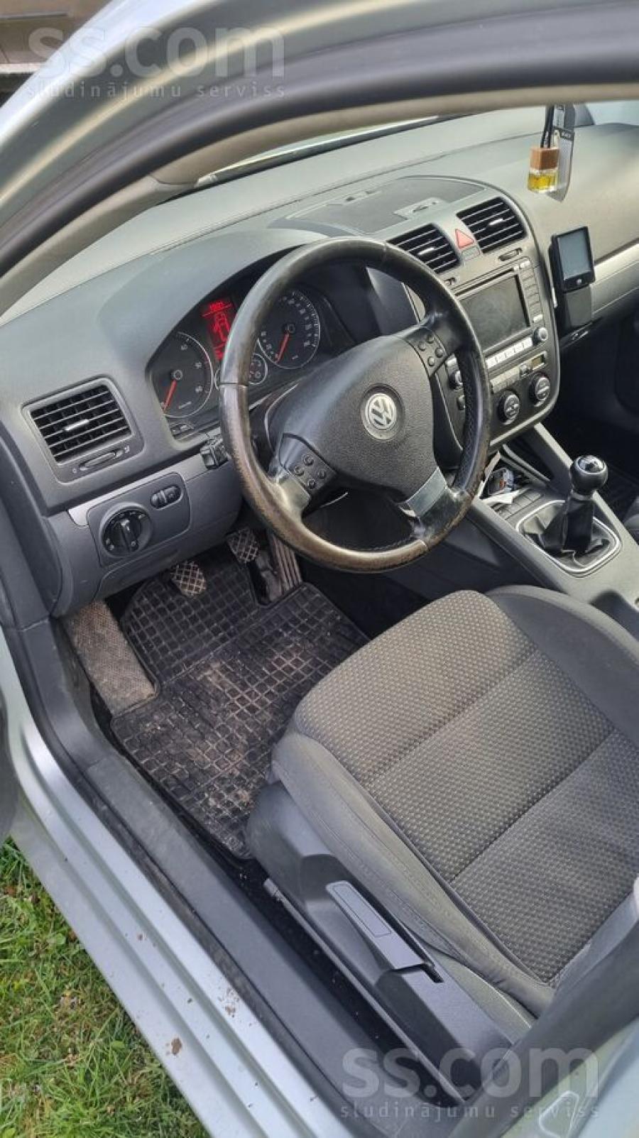 Pelēks Volkswagen Golf 2008 Ludza, ar dzinēja tilpumu 2.00 L un nobraukumu 306 tūkst. km par 2200 €, foto 7 vietnē AUTOMOTO.COM.LV