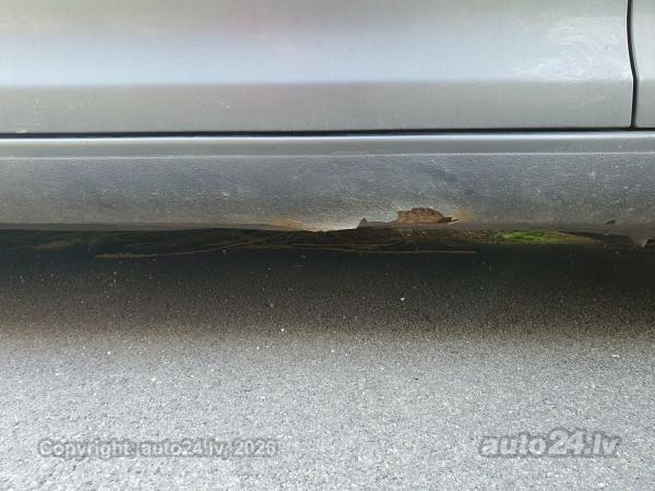 Grey Volkswagen Golf 2008 in Tallinn, with an engine capacity of 1.40 L and mileage of 226 thousand km for 999 €, photo 10 on AUTOMOTO.COM.LV