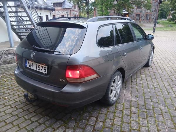 Pelēks Volkswagen Golf 2008 Gulbene, ar dzinēja tilpumu 1.90 L un nobraukumu 332 tūkst. km par 1595 €, foto 5 vietnē AUTOMOTO.COM.LV