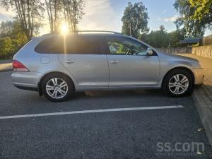 Pelēks Volkswagen Golf 2008 Valmiera, ar dzinēja tilpumu 1.90 L un nobraukumu 259 tūkst. km par 1490 €, foto 7 vietnē AUTOMOTO.COM.LV