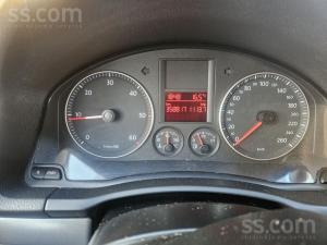 Pelēks Volkswagen Golf 2008 Valmiera, ar dzinēja tilpumu 1.90 L un nobraukumu 259 tūkst. km par 1490 €, foto 14 vietnē AUTOMOTO.COM.LV