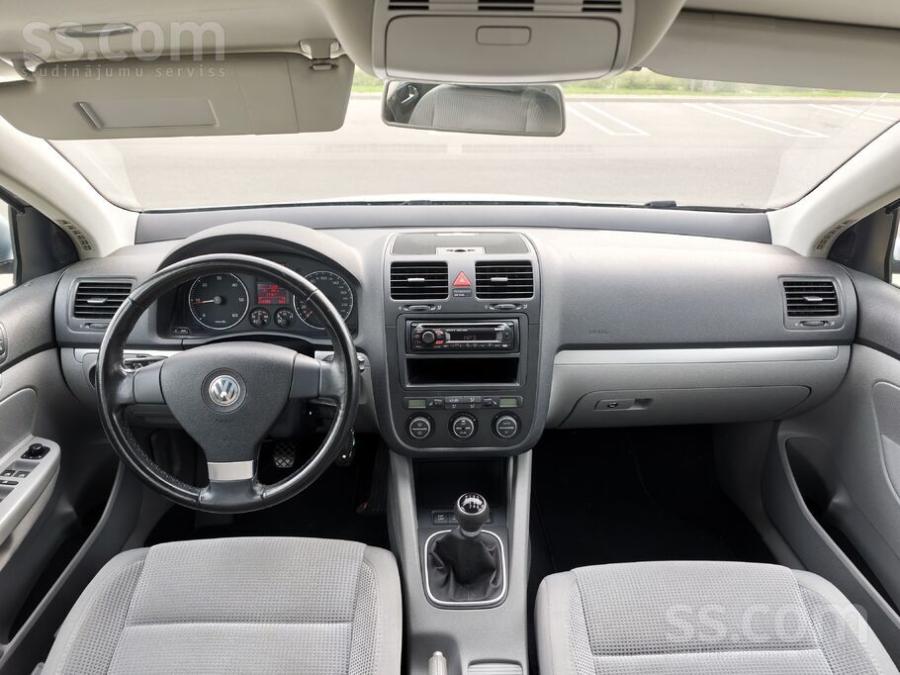 Pelēks Volkswagen Golf 2008 Rīga, ar dzinēja tilpumu 2.00 L un nobraukumu 210 tūkst. km par 2750 €, foto 8 vietnē AUTOMOTO.COM.LV