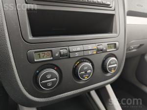 Pelēks Volkswagen Golf 2008 Rīga, ar dzinēja tilpumu 2.00 L un nobraukumu 210 tūkst. km par 2750 €, foto 12 vietnē AUTOMOTO.COM.LV