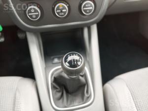 Pelēks Volkswagen Golf 2008 Rīga, ar dzinēja tilpumu 2.00 L un nobraukumu 210 tūkst. km par 2750 €, foto 13 vietnē AUTOMOTO.COM.LV