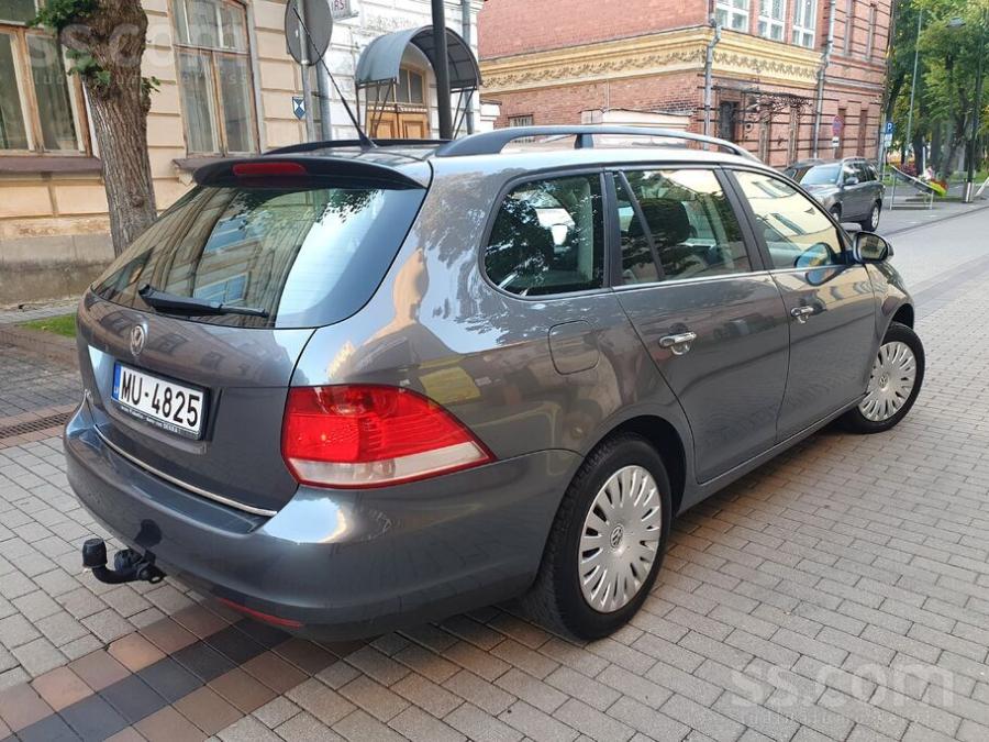 Pelēks Volkswagen Golf 2008 Daugavpils, ar dzinēja tilpumu 1.90 L un nobraukumu 0 tūkst. km par 2250 €, foto 4 vietnē AUTOMOTO.COM.LV