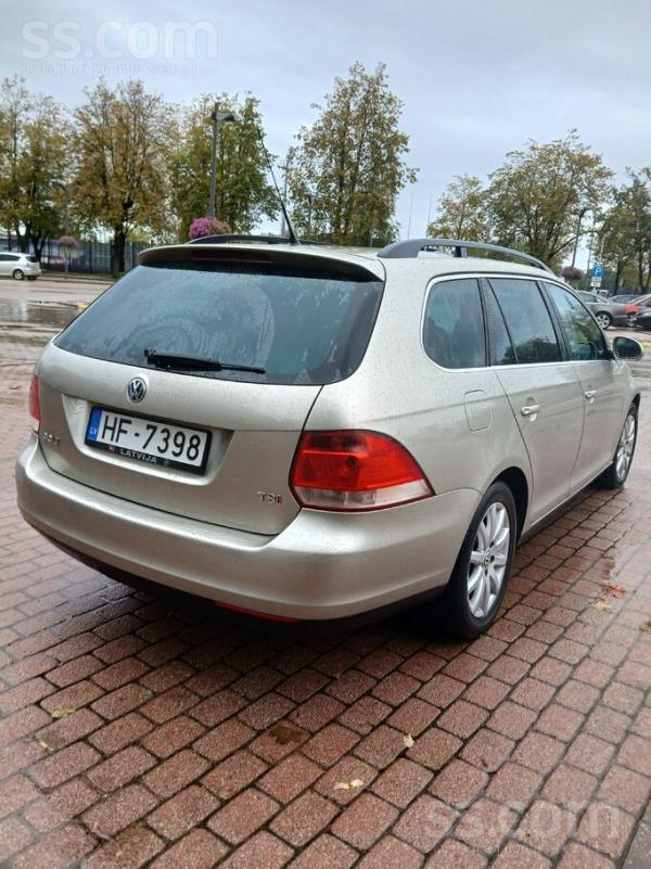 Pelēks Volkswagen Golf 2008 Cēsis, ar dzinēja tilpumu 1.40 L un nobraukumu 246 tūkst. km par 2950 €, foto 4 vietnē AUTOMOTO.COM.LV