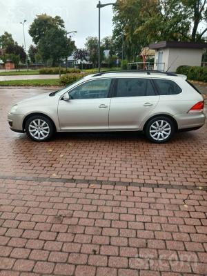 Grey Volkswagen Golf 2008 in Cesis, with an engine capacity of 1.40 L and mileage of 246 thousand km for 2950 €, photo 7 on AUTOMOTO.COM.LV