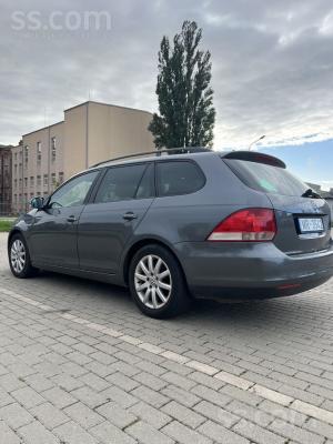 Pelēks Volkswagen Golf 2008 Liepāja, ar dzinēja tilpumu 1.90 L un nobraukumu 331 tūkst. km par 1200 €, foto 3 vietnē AUTOMOTO.COM.LV