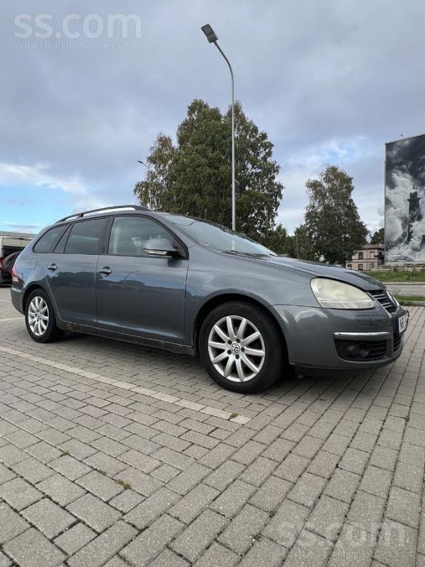 Grey Volkswagen Golf 2008 in Liepaja, with an engine capacity of 1.90 L and mileage of 331 thousand km for 1200 €, photo 6 on AUTOMOTO.COM.LV
