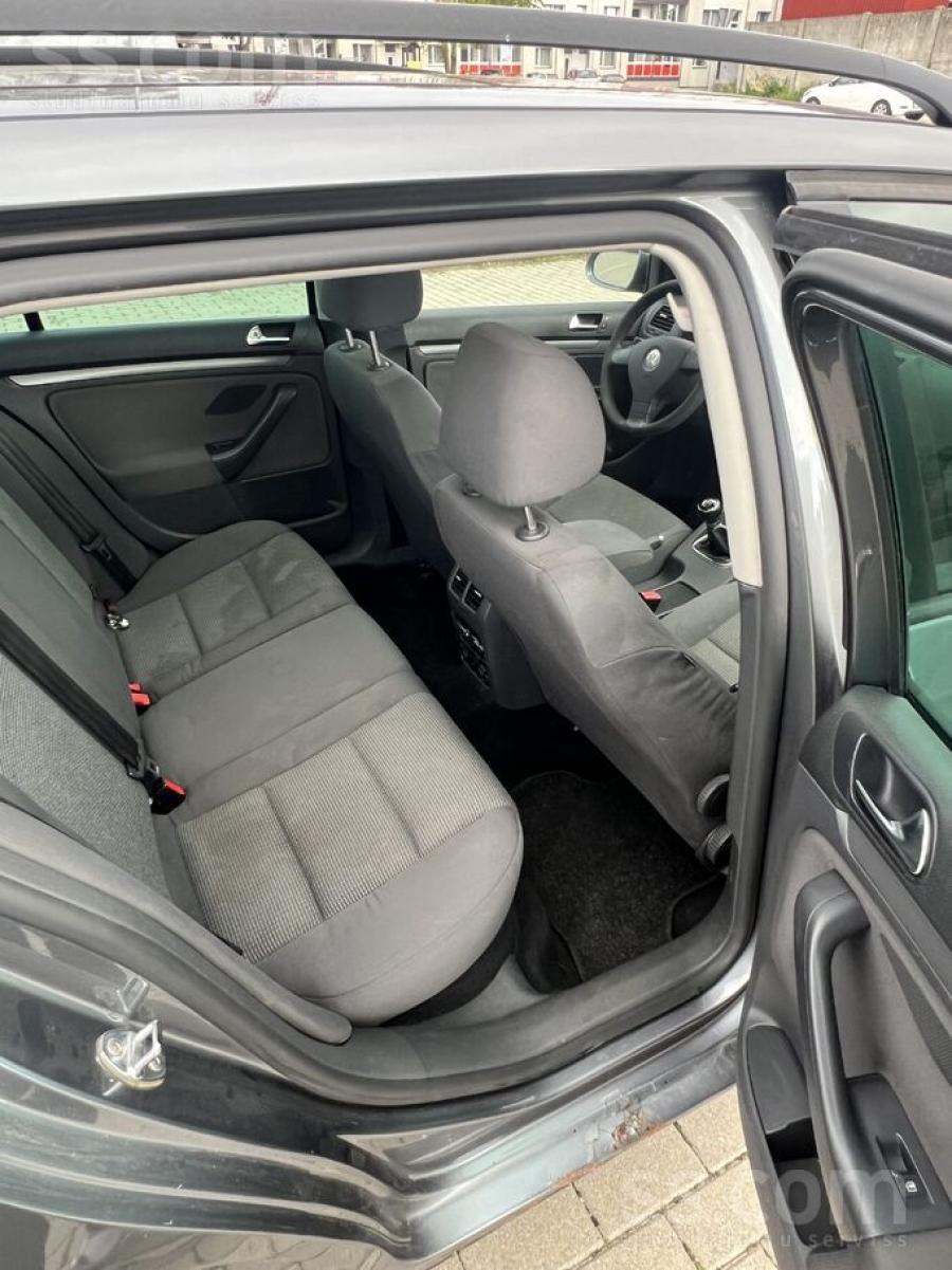 Pelēks Volkswagen Golf 2008 Liepāja, ar dzinēja tilpumu 1.90 L un nobraukumu 331 tūkst. km par 1200 €, foto 9 vietnē AUTOMOTO.COM.LV