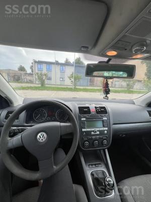 Pelēks Volkswagen Golf 2008 Liepāja, ar dzinēja tilpumu 1.90 L un nobraukumu 331 tūkst. km par 1200 €, foto 12 vietnē AUTOMOTO.COM.LV