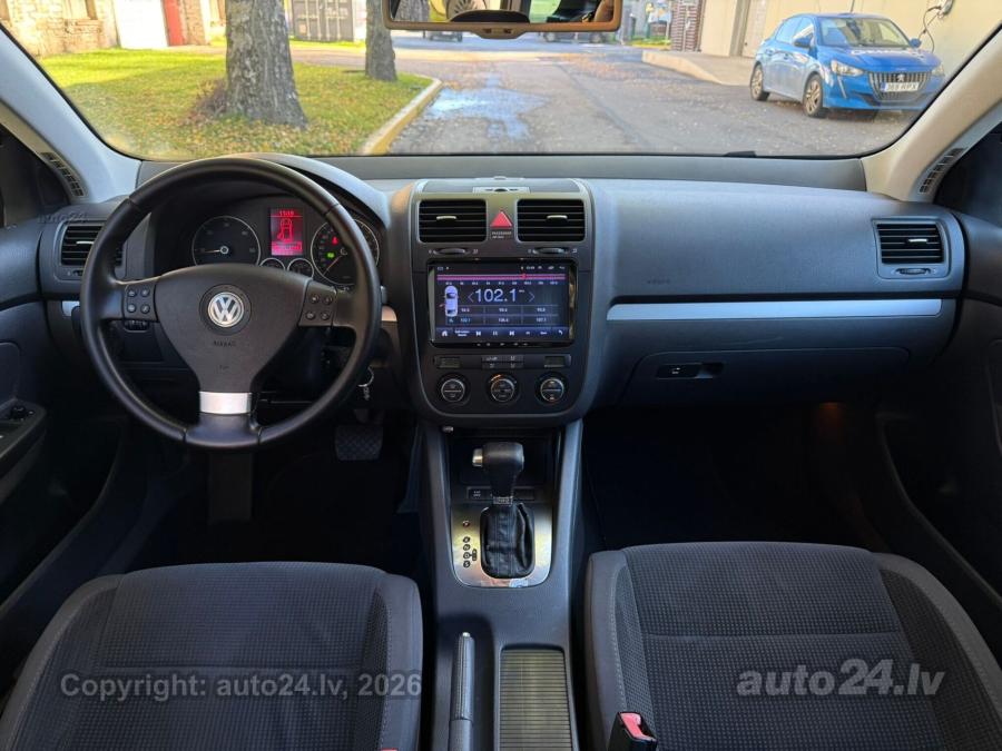 Grey Volkswagen Golf 2008 in Tallinn, with an engine capacity of 1.90 L and mileage of 380 thousand km for 2000 €, photo 13 on AUTOMOTO.COM.LV