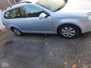 Pelēks Volkswagen Golf 2008 Kauņa, ar dzinēja tilpumu 1.90 L un nobraukumu 275 tūkst. km par 1650 €, foto 5 vietnē AUTOMOTO.COM.LV
