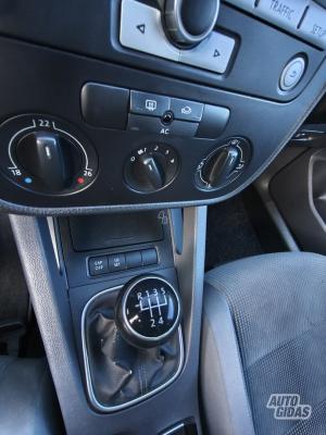 Pelēks Volkswagen Golf 2008 Kauņa, ar dzinēja tilpumu 1.90 L un nobraukumu 275 tūkst. km par 1650 €, foto 14 vietnē AUTOMOTO.COM.LV