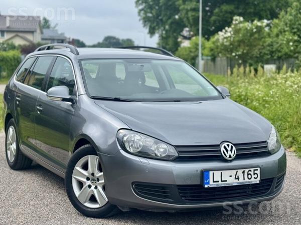 Grey Volkswagen Golf 2009 in Riga, with an engine capacity of 1.60 L and mileage of 207 thousand km for 3200 €, photo 1 on AUTOMOTO.COM.LV