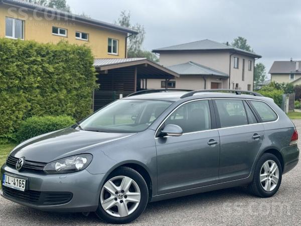 Grey Volkswagen Golf 2009 in Riga, with an engine capacity of 1.60 L and mileage of 207 thousand km for 3200 €, photo 4 on AUTOMOTO.COM.LV