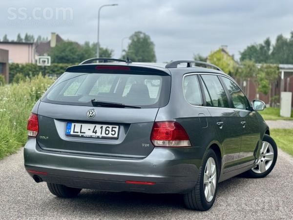 Grey Volkswagen Golf 2009 in Riga, with an engine capacity of 1.60 L and mileage of 207 thousand km for 3200 €, photo 7 on AUTOMOTO.COM.LV