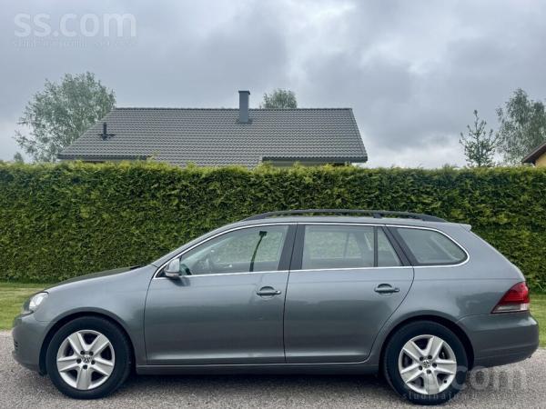 Grey Volkswagen Golf 2009 in Riga, with an engine capacity of 1.60 L and mileage of 207 thousand km for 3200 €, photo 9 on AUTOMOTO.COM.LV