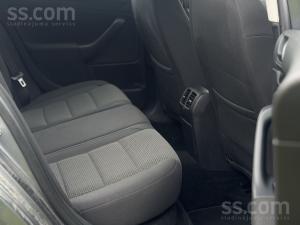 Grey Volkswagen Golf 2009 in Riga, with an engine capacity of 1.60 L and mileage of 207 thousand km for 3850 €, photo 15 on AUTOMOTO.COM.LV