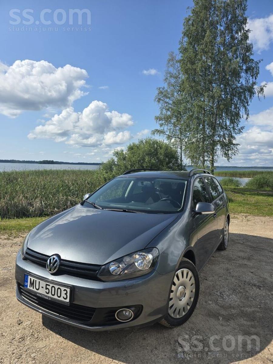 Grey Volkswagen Golf 2009 in Aluksne, with an engine capacity of 1.60 L and mileage of 302 thousand km for 2600 €, photo 2 on AUTOMOTO.COM.LV