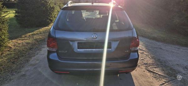 Pelēks Volkswagen Golf 2009 Rokiškis, ar dzinēja tilpumu 1.39 L un nobraukumu 140 tūkst. km par 2650 €, foto 6 vietnē AUTOMOTO.COM.LV