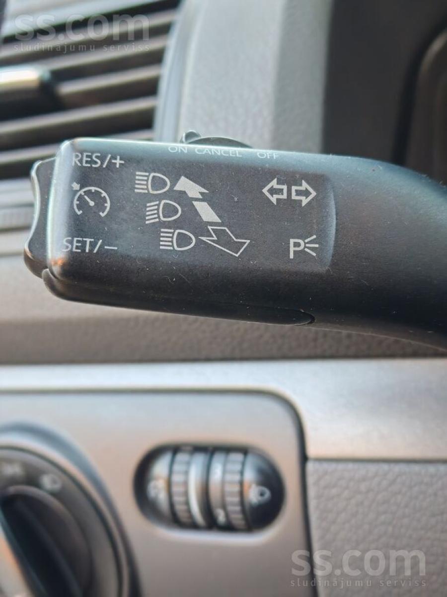 Серый Фольксваген Гольф 2009 в Резекне, объемом двигателя 1.90 л и пробегом 369 тыс. км за 2100 €, фото 17 на AUTOMOTO.COM.LV