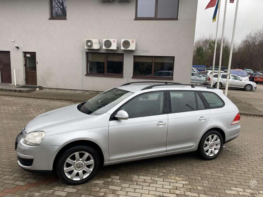 Pelēks Volkswagen Golf 2009 Utena, ar dzinēja tilpumu 1.90 L un nobraukumu 280 tūkst. km par 2450 €, foto 21 vietnē AUTOMOTO.COM.LV