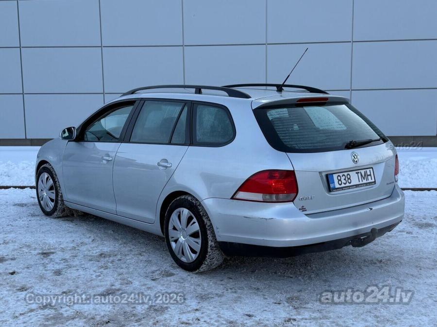 Pelēks Volkswagen Golf 2009 Tartu, ar dzinēja tilpumu 1.90 L un nobraukumu 194 tūkst. km par 2300 €, foto 4 vietnē AUTOMOTO.COM.LV