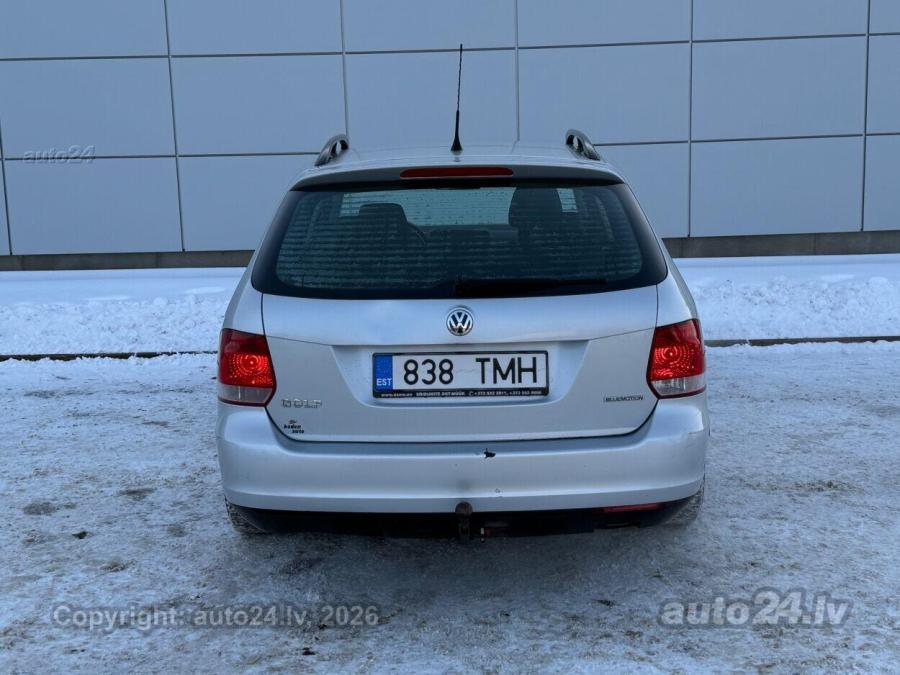 Pelēks Volkswagen Golf 2009 Tartu, ar dzinēja tilpumu 1.90 L un nobraukumu 194 tūkst. km par 2300 €, foto 5 vietnē AUTOMOTO.COM.LV