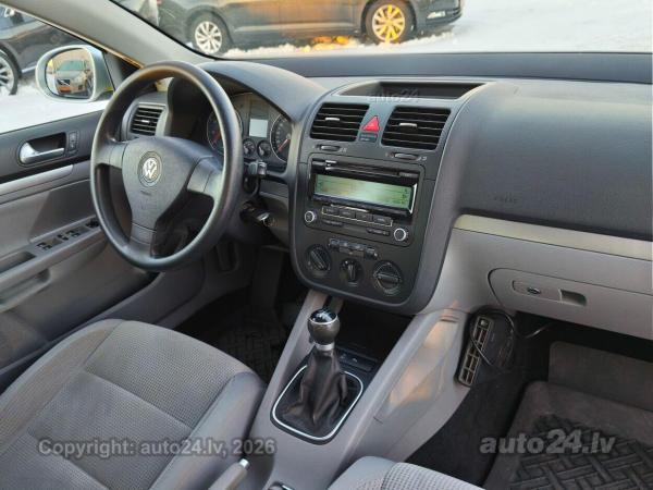 Grey Volkswagen Golf 2009 in Tartu, with an engine capacity of 1.40 L and mileage of 185 thousand km for 2990 €, photo 9 on AUTOMOTO.COM.LV